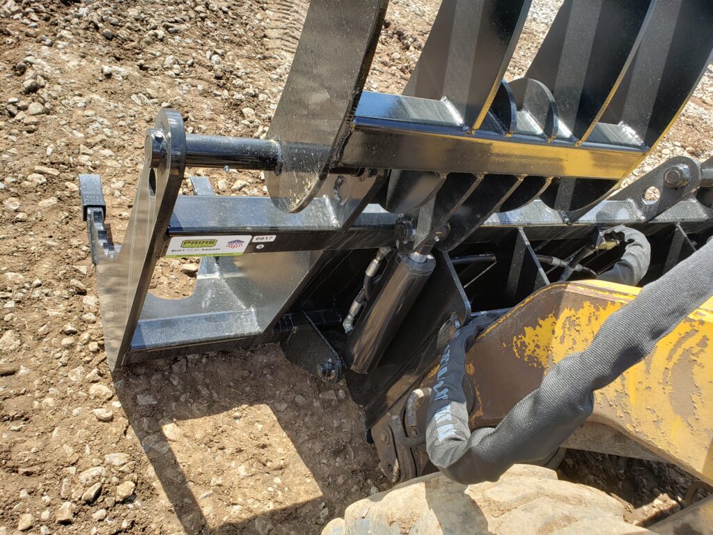 Prime Severe Duty Dual Clam Root Grapple (up to 120HP) – TN Skid Steer ...