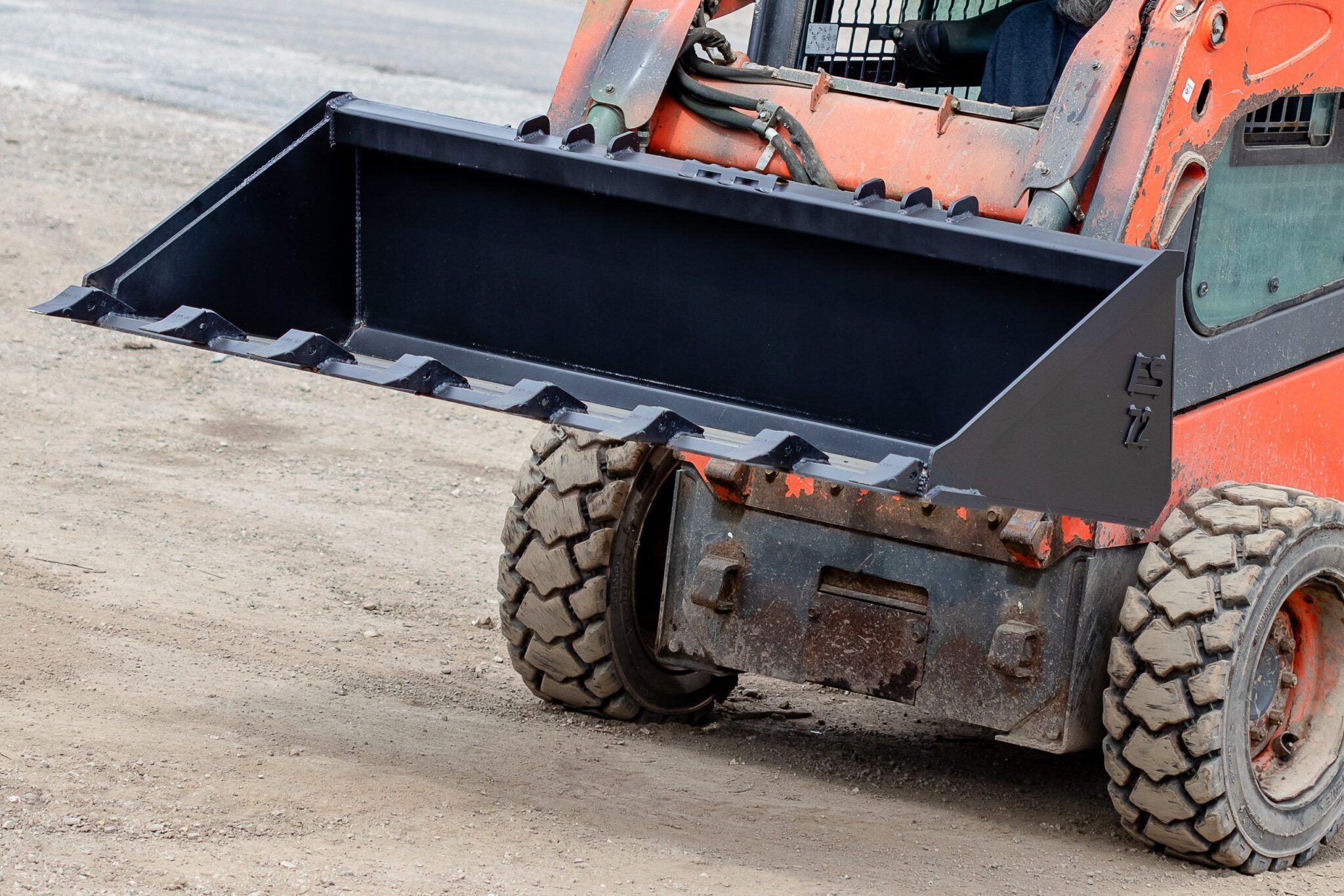 Express Steel HD Tooth Buckets – TN Skid Steer Supply