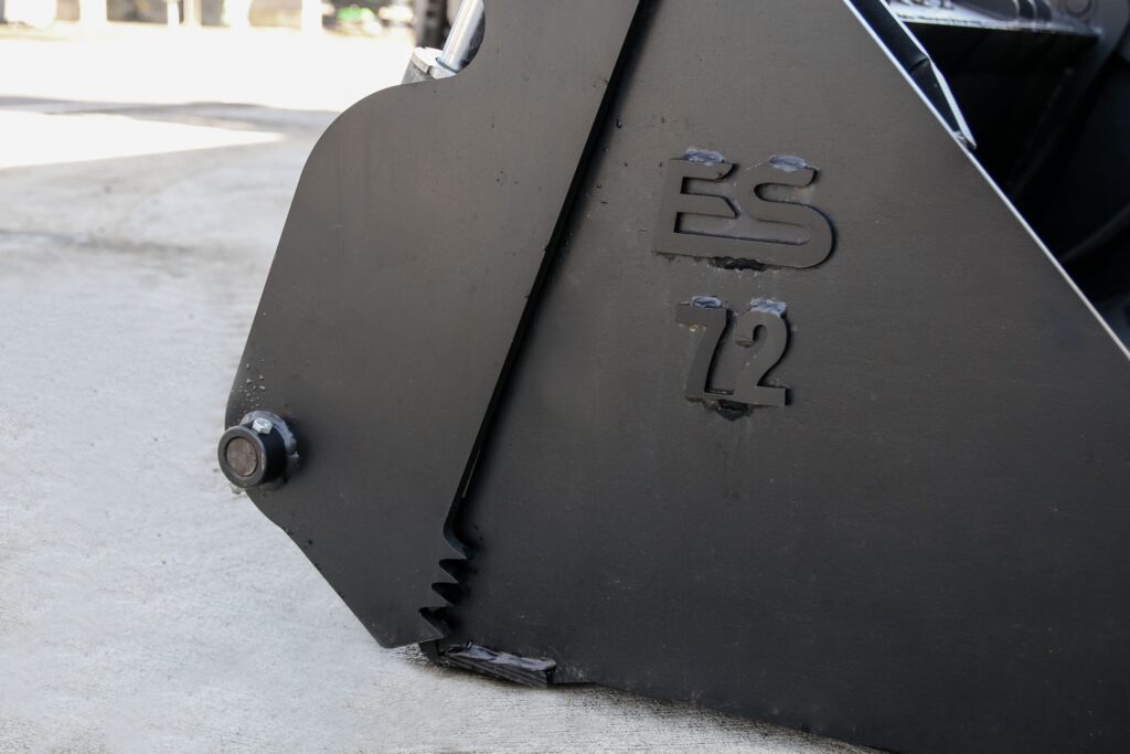 Express Steel 72″ 4-in-1 Bucket – TN Skid Steer Supply