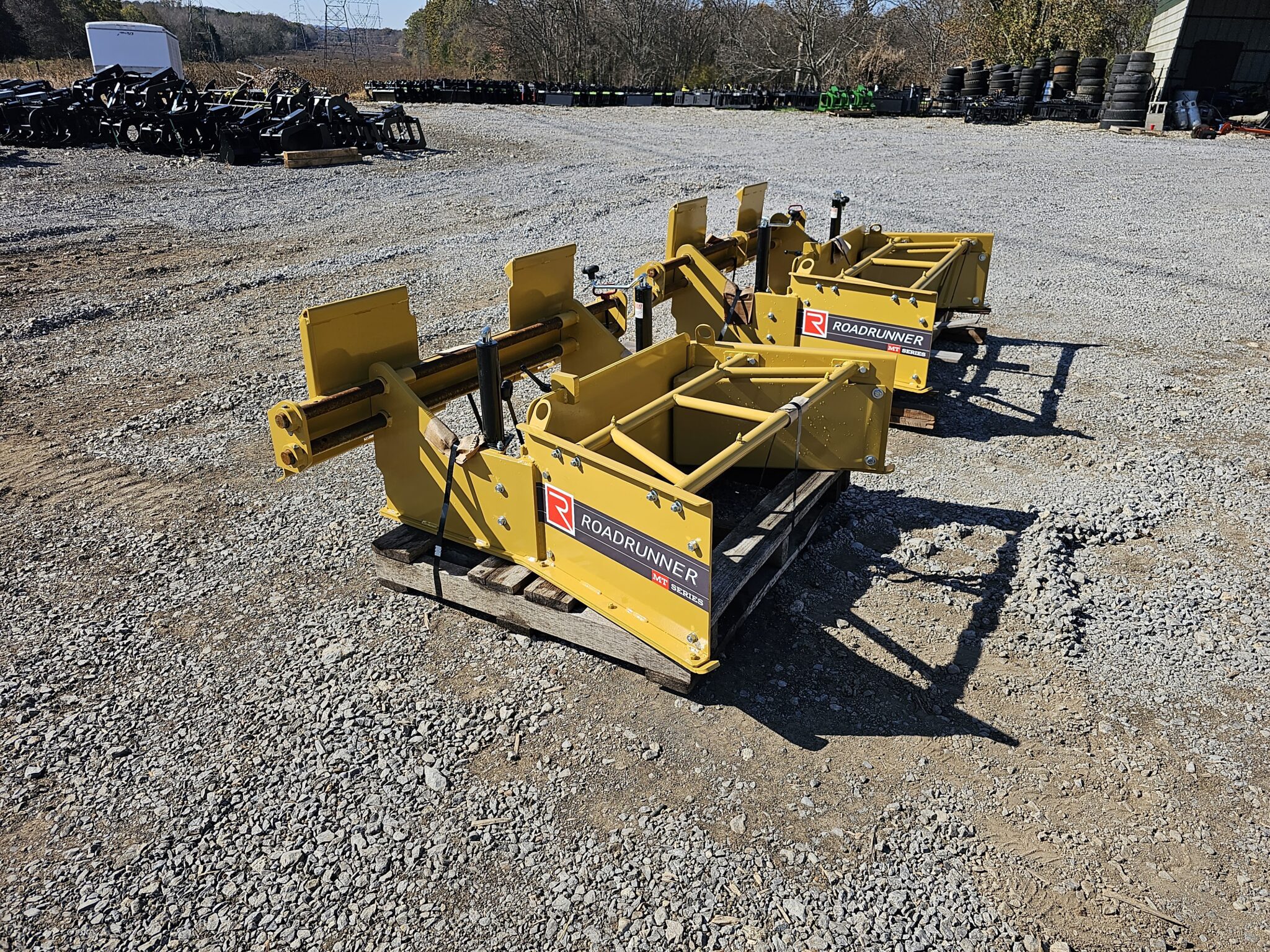 Roadrunner MTS Multitask Paver/Spreader – TN Skid Steer Supply
