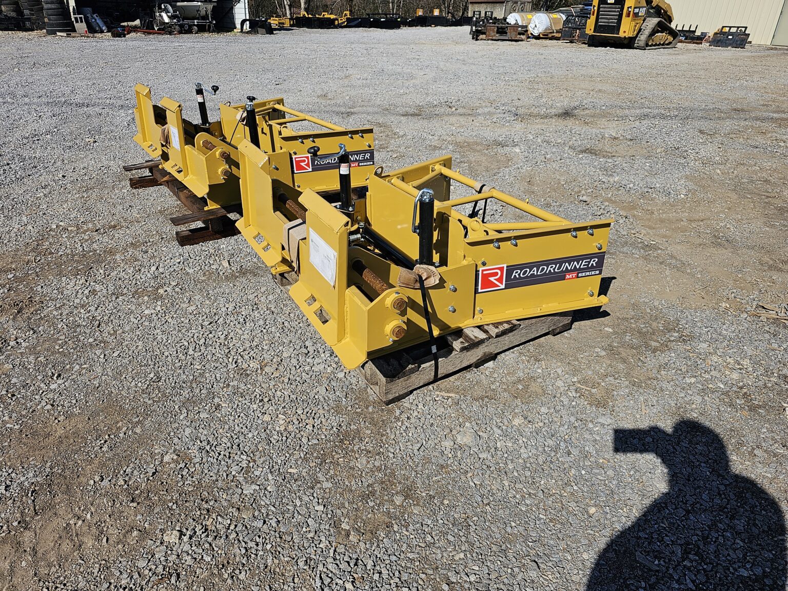 Roadrunner MTS Multitask Paver/Spreader – TN Skid Steer Supply