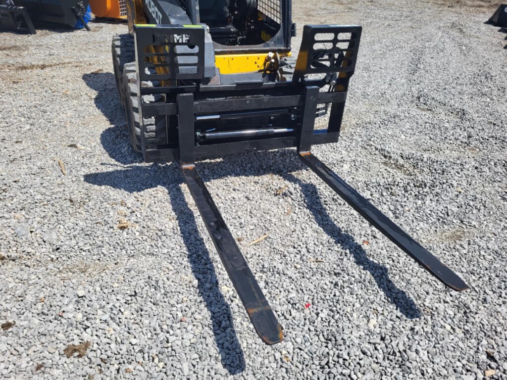 Prime Hydraulic Sliding Pallet Forks – TN Skid Steer Supply